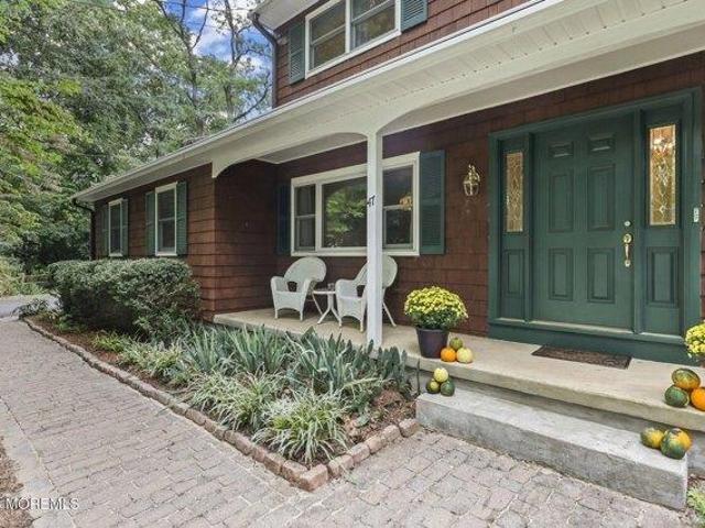 house with 4 bedroom, Tinton Falls NJ ES105709343