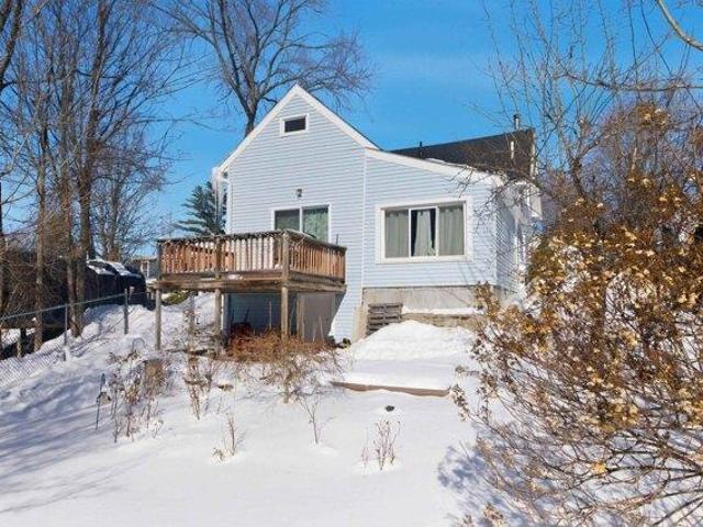 house with 4 bedroom, Tilton NH DLS102442884
