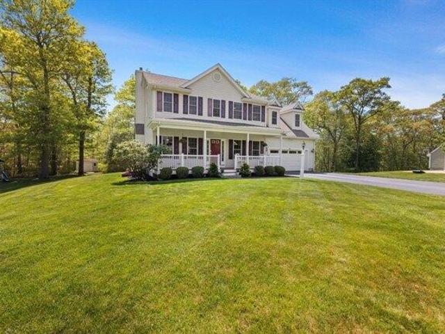 house with 4 bedroom, Tiverton RI DLS103097729
