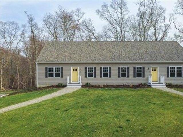 house with 4 bedroom, Tiverton RI DS102708606