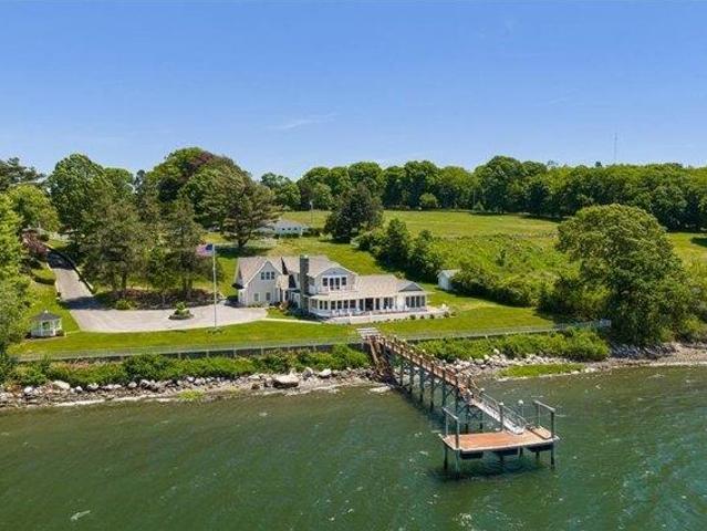 house with 4 bedroom, Tiverton RI DS104076403
