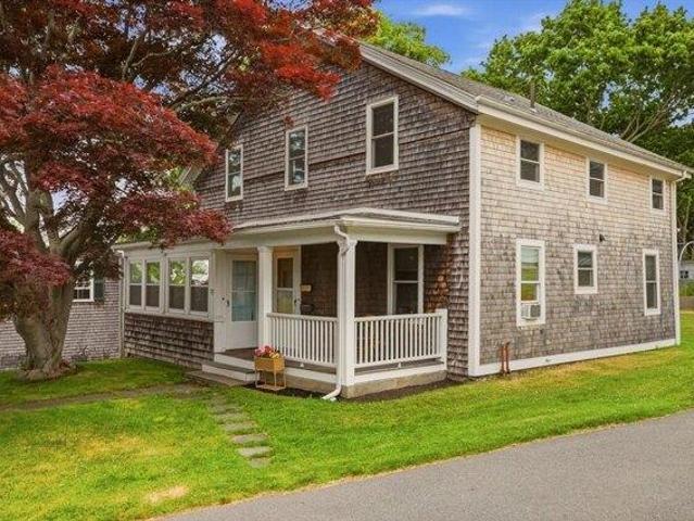 house with 4 bedroom, Tiverton RI DS104330966
