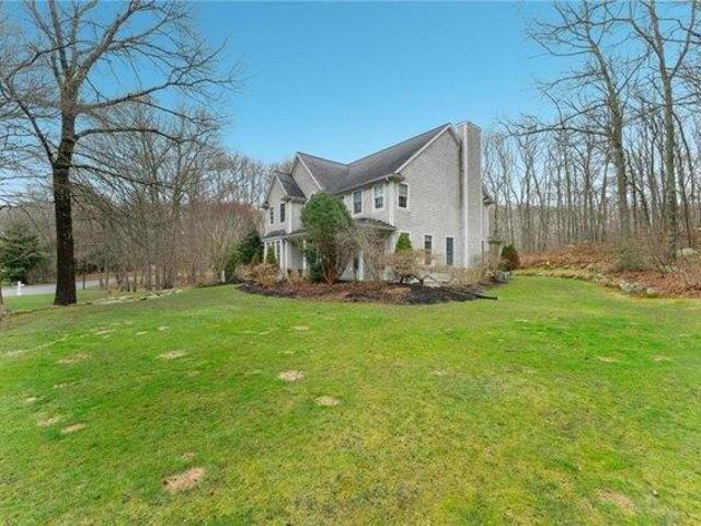 house with 4 bedroom, Tiverton RI ES104331956