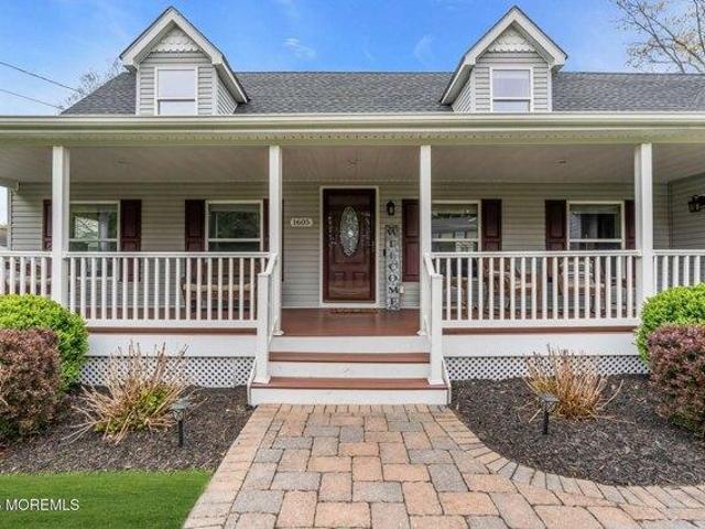 house with 4 bedroom, Toms River NJ DLS102279490