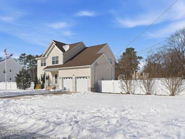 house with 4 bedroom, Toms River NJ DLS102827230