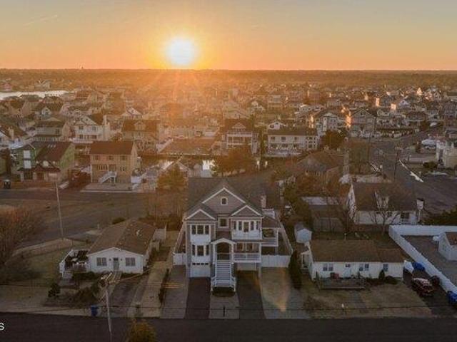 house with 4 bedroom, Toms River NJ DS102564915