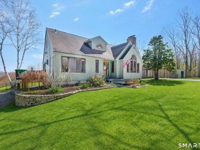 house with 4 bedroom, Tolland CT DLS102215763
