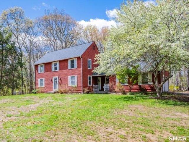 house with 4 bedroom, Tolland CT DLS103073853