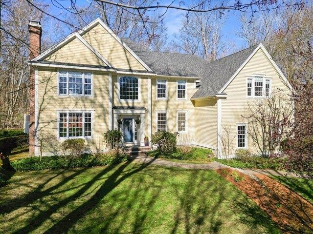 house with 4 bedroom, Topsfield MA DLS102343106
