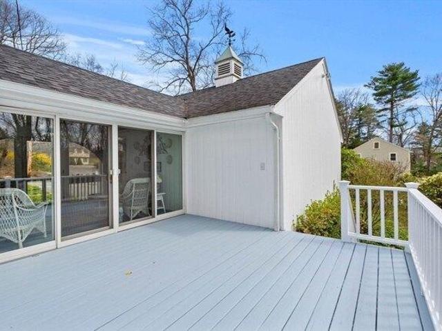 house with 4 bedroom, Topsfield MA ES103016214