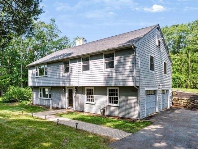 house with 4 bedroom, Topsfield MA ES104407392