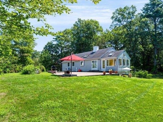 house with 4 bedroom, Topsfield MA ES105082693