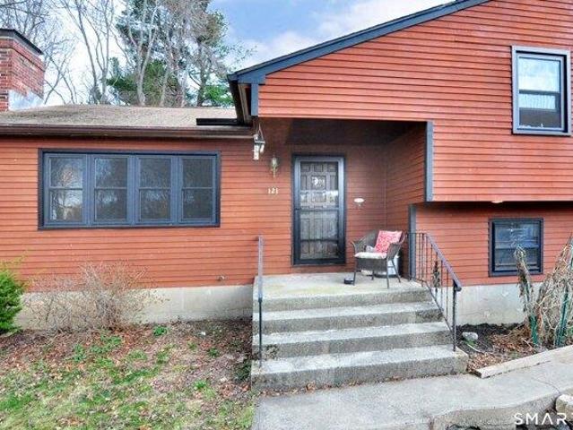 house with 4 bedroom, Torrington CT DLS101657900