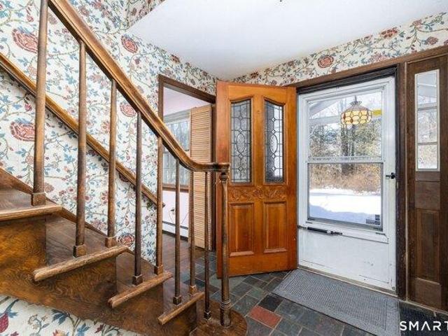 house with 4 bedroom, Torrington CT DLS102211519