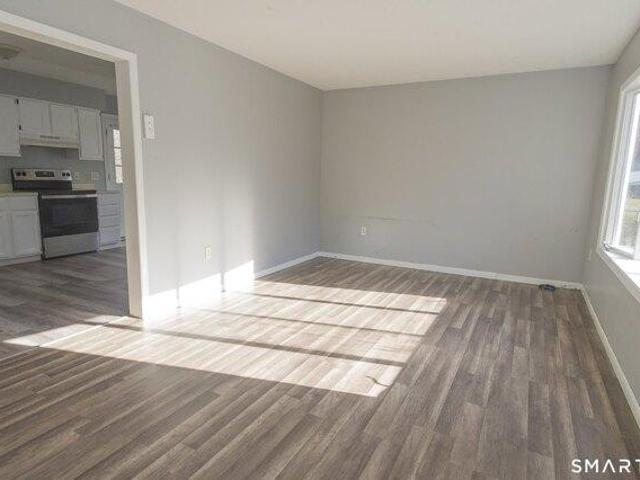 house with 4 bedroom, Torrington CT DS102062886