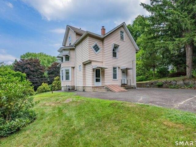 house with 4 bedroom, Torrington CT ES105127784