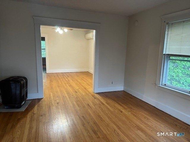 house with 4 bedroom, Torrington CT ES105140484