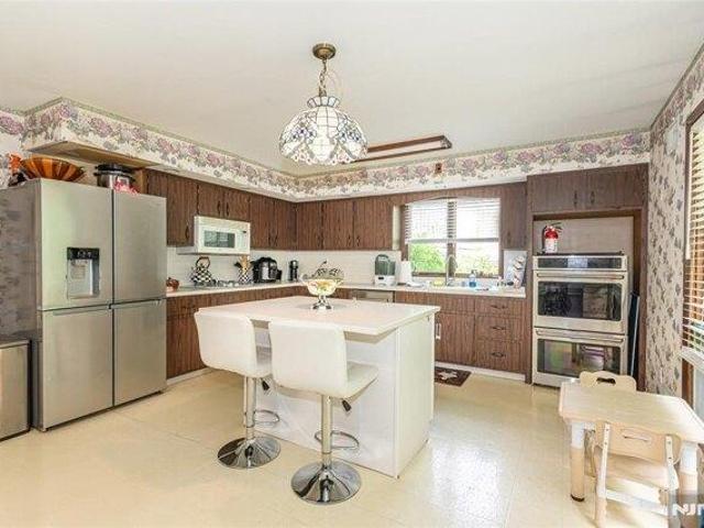 house with 4 bedroom, Totowa NJ ES104870134