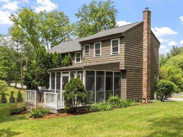 house with 4 bedroom, Townsend MA DS103885412