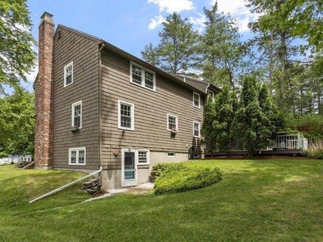 house with 4 bedroom, Townsend MA ES104759358