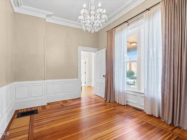 house with 4 bedroom, Troy NY ES103600350