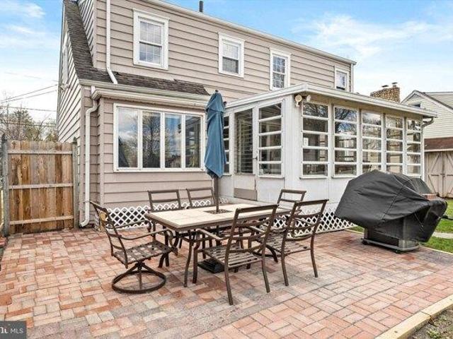 house with 4 bedroom, Trenton NJ DLS102528928