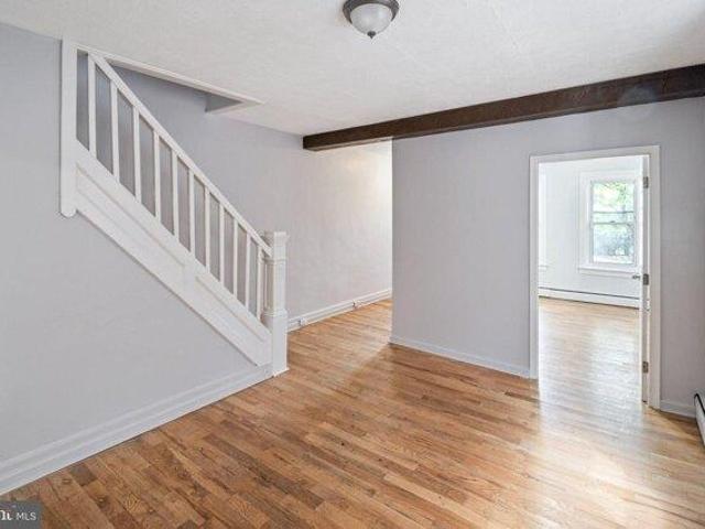 house with 4 bedroom, Trenton NJ DLS102798623