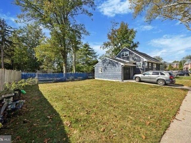 house with 4 bedroom, Trenton NJ DLS102828070