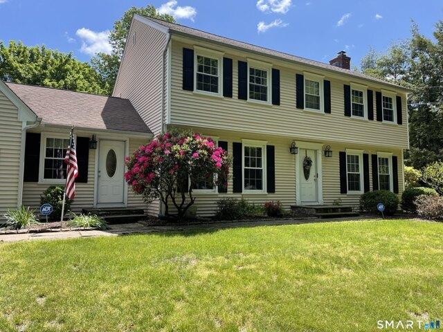 house with 4 bedroom, Trumbull CT DS102216650