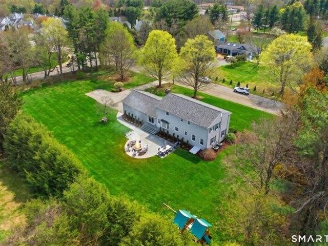house with 4 bedroom, Trumbull CT ES103438466