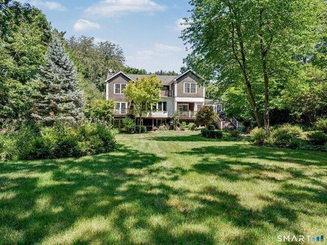 house with 4 bedroom, Trumbull CT ES104609214