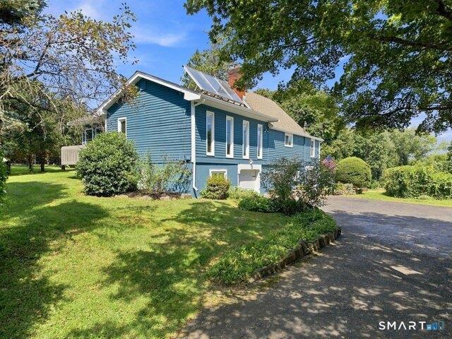 house with 4 bedroom, Trumbull CT ES105172033
