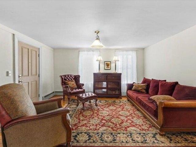 house with 4 bedroom, Underhill VT ES104295701