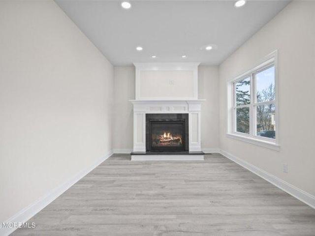 house with 4 bedroom, Union Beach NJ ES105156657