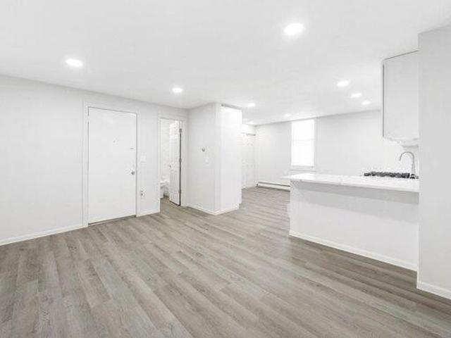 house with 4 bedroom, Union City NJ ES104849849