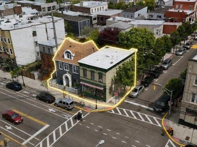 house with 4 bedroom, Union City NJ ES103187756