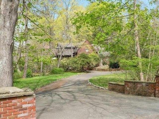 house with 4 bedroom, Upper Saddle River NJ ES103665521