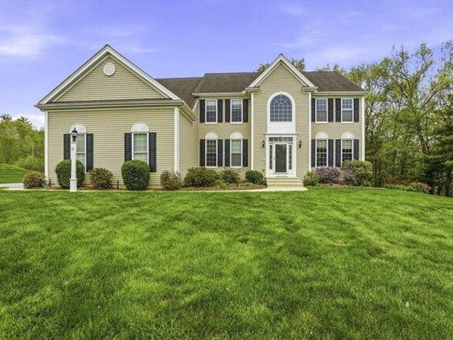 house with 4 bedroom, Upton MA DLS102723768