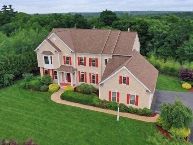 house with 4 bedroom, Upton MA DS104234519