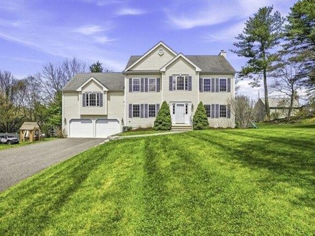 house with 4 bedroom, Upton MA ES103431419