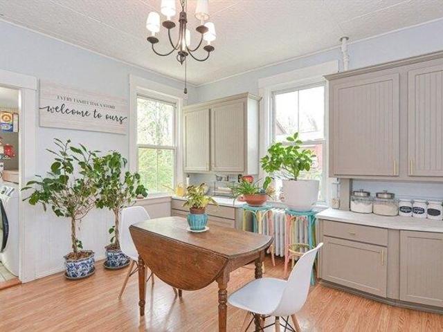 house with 4 bedroom, Upton MA ES105041417