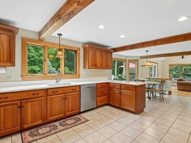 house with 4 bedroom, Upton MA ES105174532