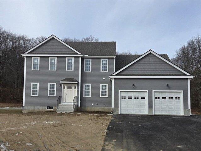 house with 4 bedroom, Uxbridge MA DS102120218