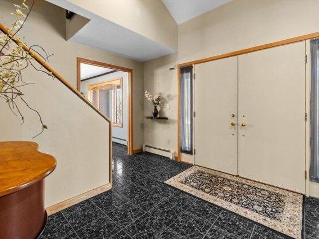 house with 4 bedroom, Uxbridge MA DS102315974