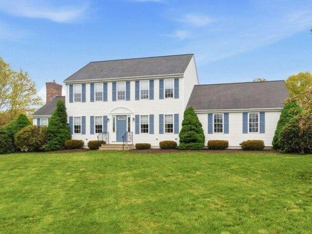 house with 4 bedroom, Uxbridge MA ES103100258