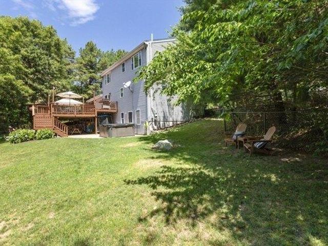 house with 4 bedroom, Uxbridge MA ES105040389