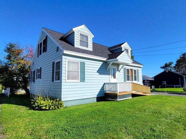 house with 4 bedroom, Van Buren ME ES104870283