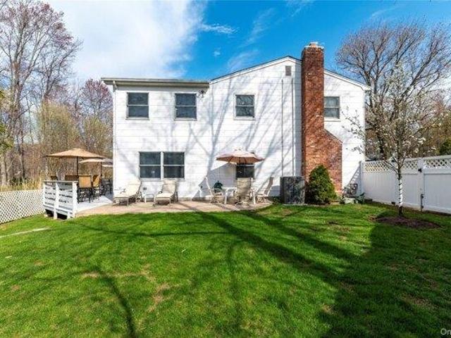 house with 4 bedroom, Valley Cottage NY DLS102561468