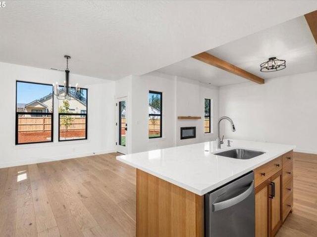 house with 4 bedroom, Veneta OR DS90882999