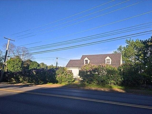 house with 4 bedroom, Veazie ME DS103128058